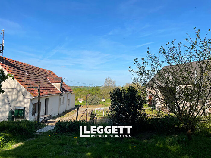 Saint-Hilaire-en-Lignières : Maison 4 pièces à vendre