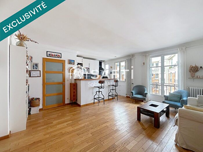 Appartement à vendre - Courbevoie, Marceau République - 3 pièces - 2 chambres