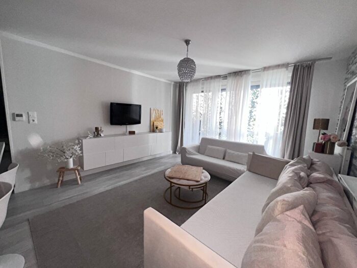 Appartement à louer - Colombes - 3 pièces - 1 chambre