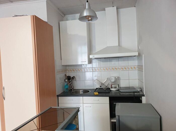 Maison 1 pièce à louer à Montolivet, Marseille 12ème arrondissement
