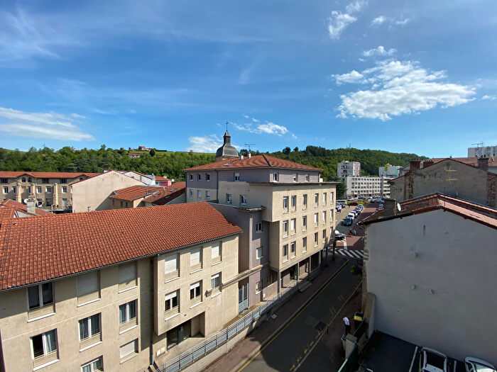Appartement 3 pièces à vendre à Le Chambon-Feugerolles, Centre-ville, Gare