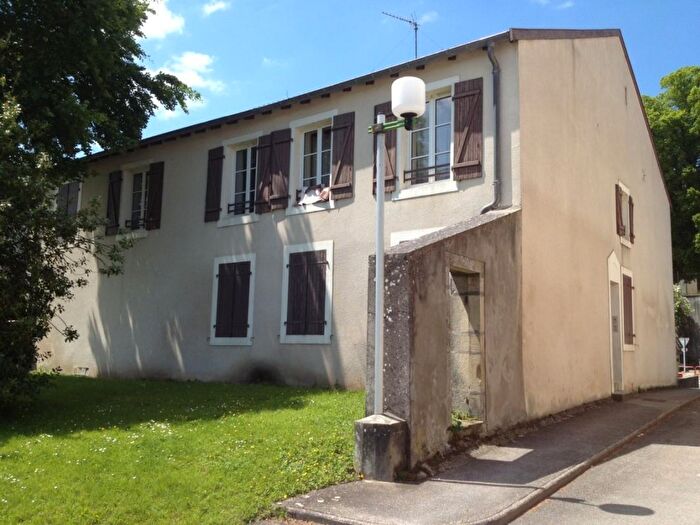 Appartement 4 pièces à Mandres-sur-Vair, à louer