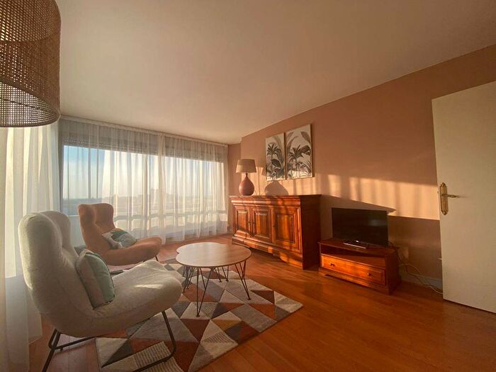 Centre-Gigny-Noue Centre, Saint-Dizier : Appartement 2 pièces à louer
