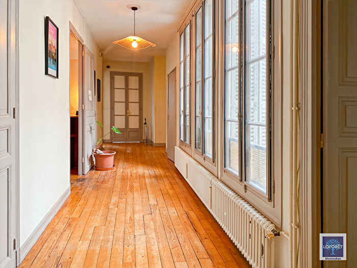 Appartement à vendre - Montauban, Centre-ville - 5 pièces - 4 chambres