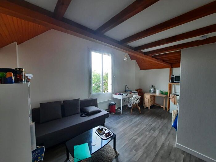 Appartement à louer - Quartiers Centre, Fougères, Sévigné - 1 pièce - 1 chambre
