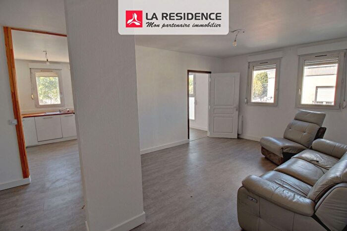 Maisons à vendre et appartements à louer - 3