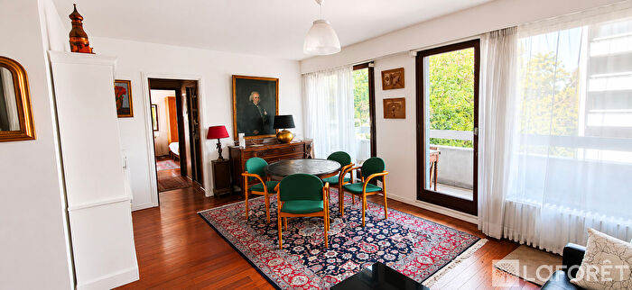 Appartement 2 pièces à vendre à Sèvres, Centre-ville, Cristallerie, Manufacture, Danton