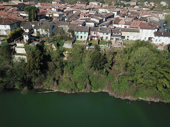 Maison à vendre - Lisle-sur-Tarn - 6 pièces - 5 chambres