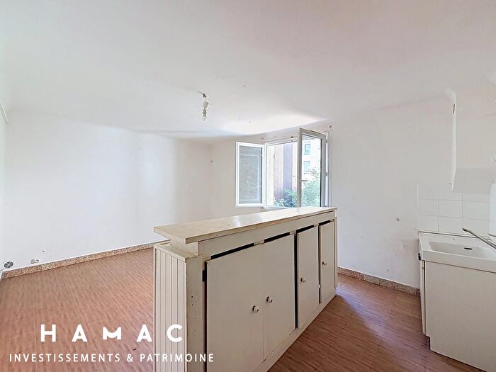 Oullins, Centre-ville : Appartement 2 pièces à vendre