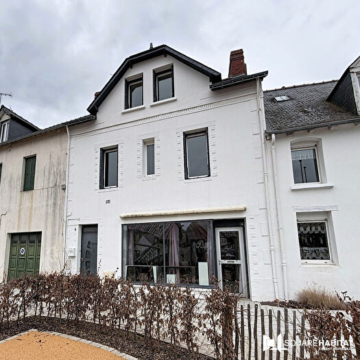 Maison à vendre - Ploërmel - 9 pièces - 4 chambres