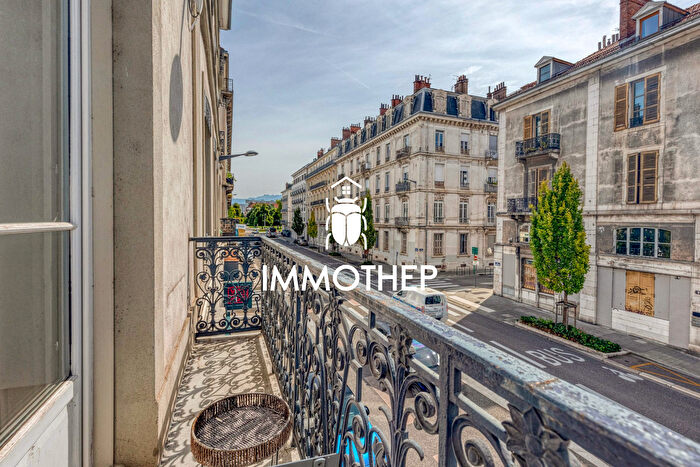 Appartement à vendre - Grenoble, Centre-ville - 6 pièces - 5 chambres