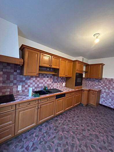 Appartement à louer - Aurillac, Centre-ville - 5 pièces - 3 chambres