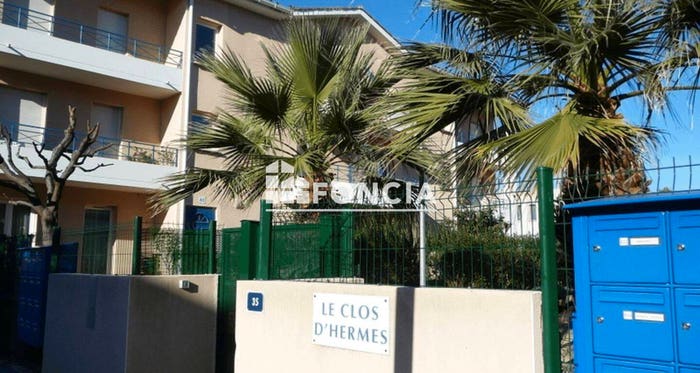 Casernes, Nîmes : Appartement 3 pièces à louer