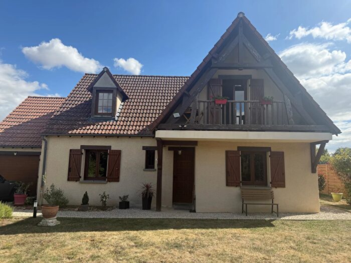 Thorigny-sur-Oreuse - Maison 4 pièces à vendre