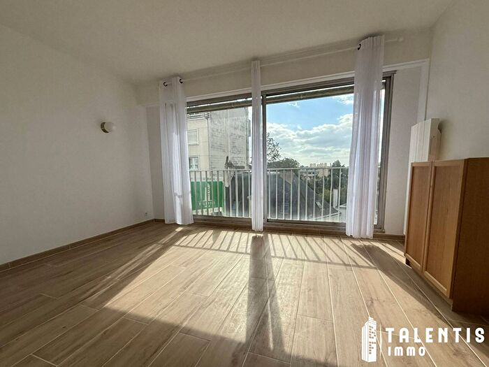 Appartement à louer - Monselet, Nantes - 4 pièces - 1 chambre