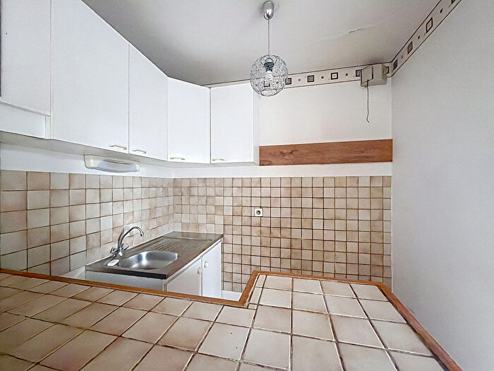 Appartement à vendre - Noisy-le-Grand, Centre-ville - 2 pièces - 1 chambre