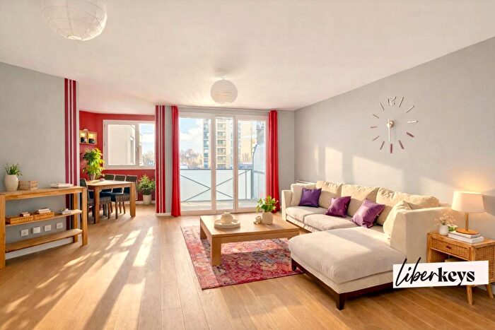 Appartement à vendre - Caluire-et-Cuire, Saint-Clair - 3 pièces - 2 chambres