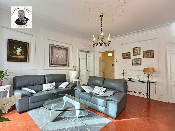 Appartement à vendre - Draguignan, Centre-ville historique - 5 pièces - 3 chambres