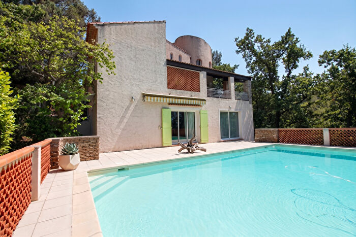 Maison 9 pièces à Bouc-Bel-Air, Terre Blanche, La Croix d'Or, La Gardure, à vendre