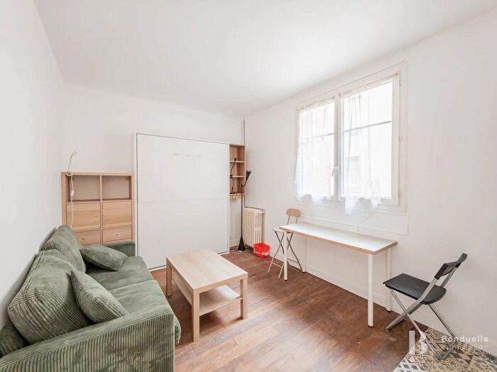 Appartement à louer - Saint Blaise, Paris ème arrondissement - 1 pièce