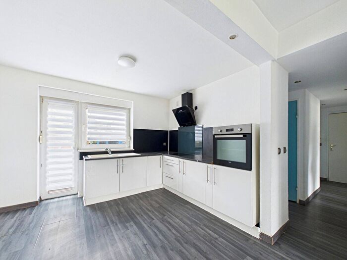 Appartement à louer - Wiesberg-Hommel, Forbach - 3 pièces - 2 chambres