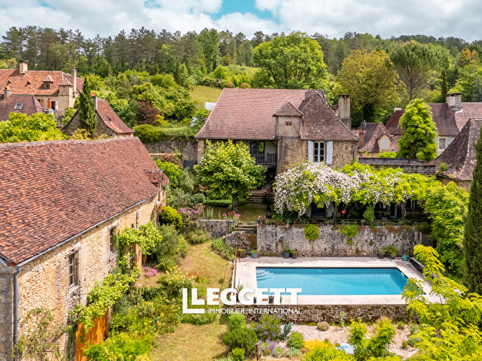 Maison à vendre - Plazac - 6 pièces - 4 chambres