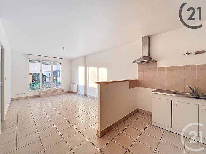 Appartement à vendre - Montereau-Fault-Yonne, Ville basse - 2 pièces - 1 chambre