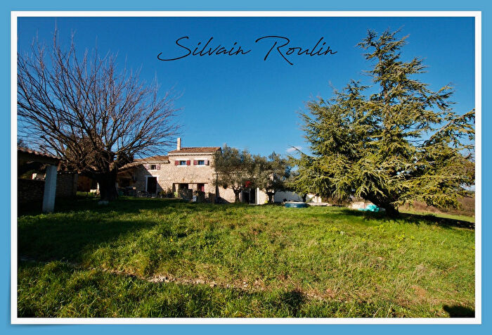 Maison à vendre - Malataverne - 8 pièces - 4 chambres