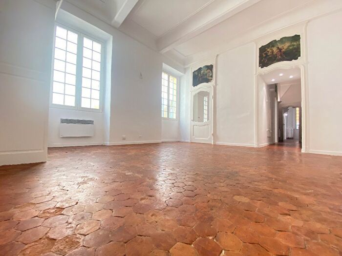 Appartement 4 pièces à louer à Nice, Vieux Nice
