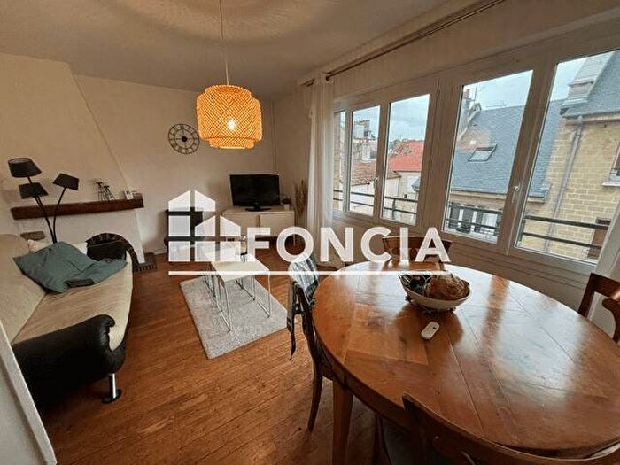 Appartement à louer - Centre Ancien, Caen - 3 pièces - 2 chambres