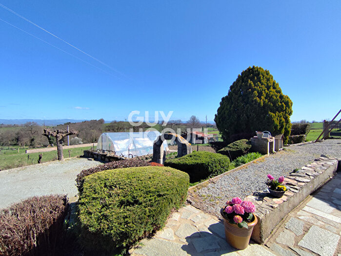 Maison à vendre - Bussy-Albieux - 4 pièces - 3 chambres