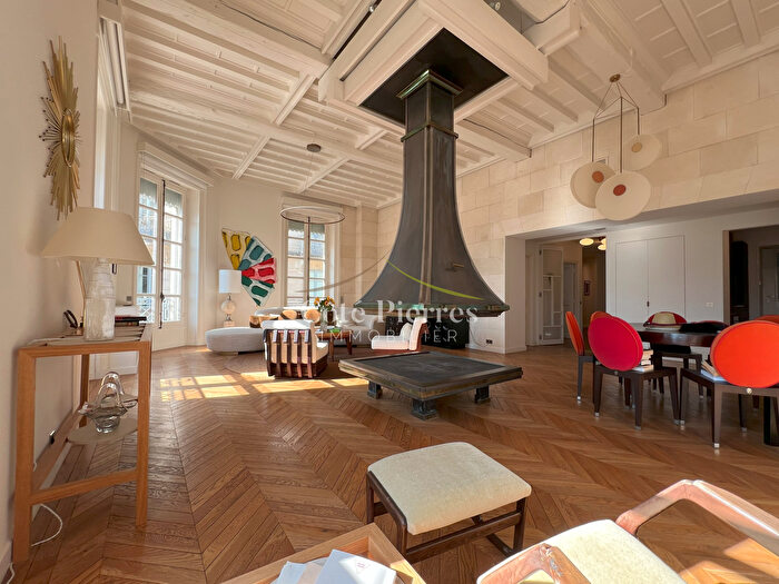 Appartement à vendre - Nîmes, Ecusson, Arènes - 5 pièces - 3 chambres