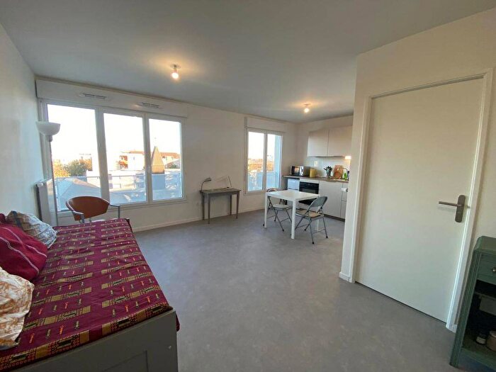 Appartement à louer - Bastide-Horloge, Cergy - 1 pièce