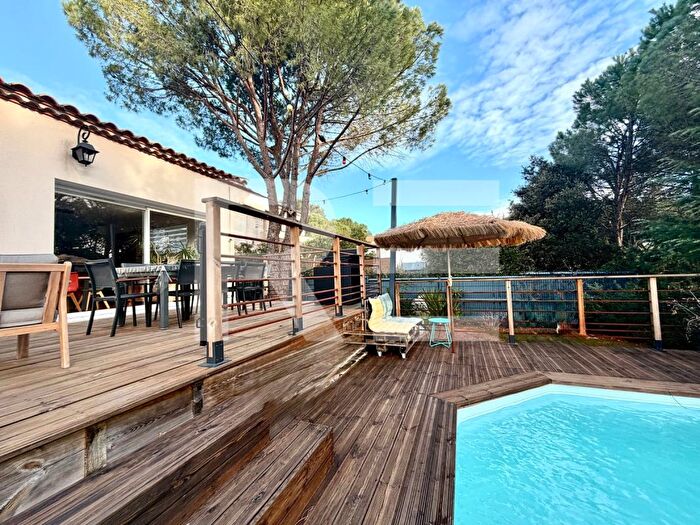 Maison à vendre - Nages-et-Solorgues - 5 pièces - 4 chambres