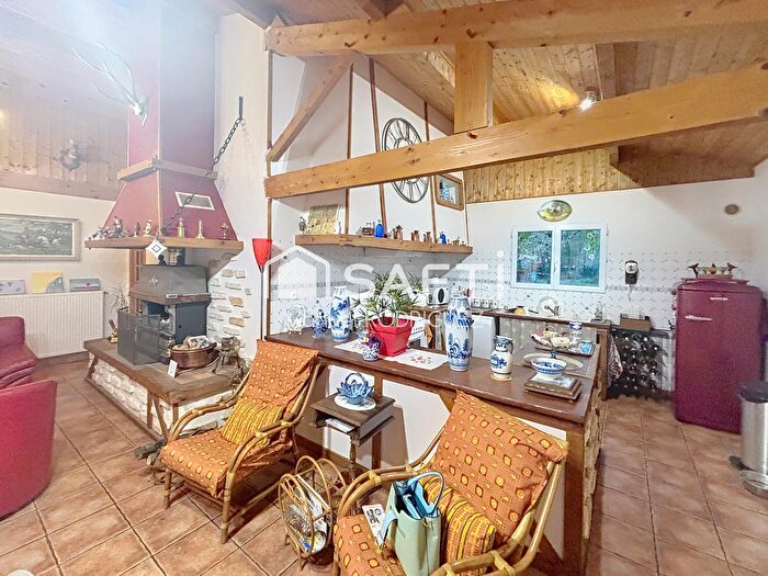 Maison à vendre - Moustey - 5 pièces - 3 chambres