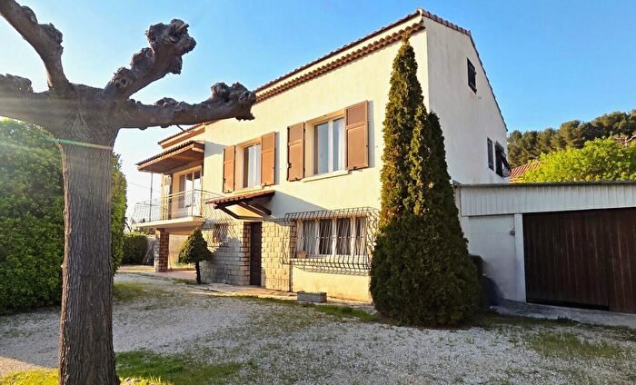 Maison à vendre - La Penne-sur-Huveaune - 6 pièces - 5 chambres
