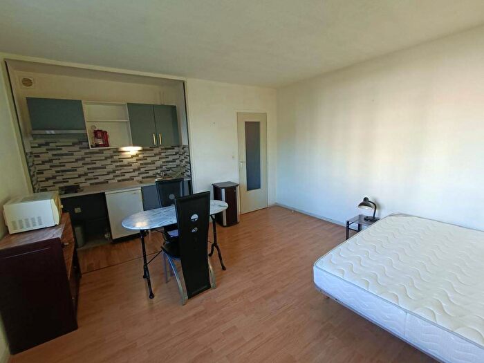 Centre-Marcadieu-Marne, Tarbes : Appartement 1 pièce à louer