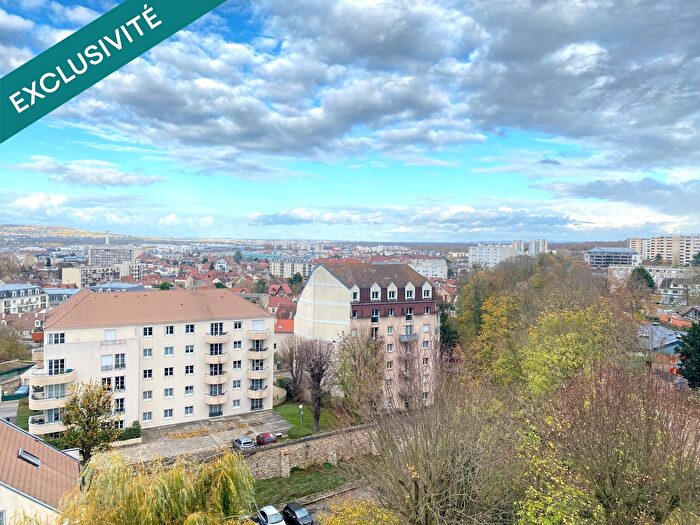 Poissy, Les Capucines - Appartement 1 pièce à vendre