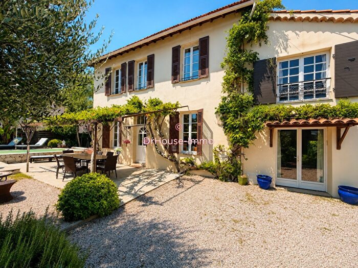 Saint-Laurent-du-Var, Bord de Mer, Port de Plaisance : Maison 6 pièces à vendre