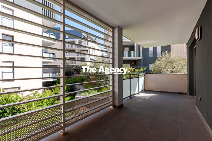 Appartement à vendre - Marseille e  - 2 pièces - 1 chambre