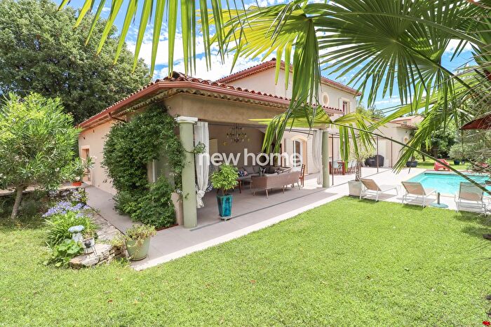 Maison à vendre - Montauroux - 6 pièces - 4 chambres