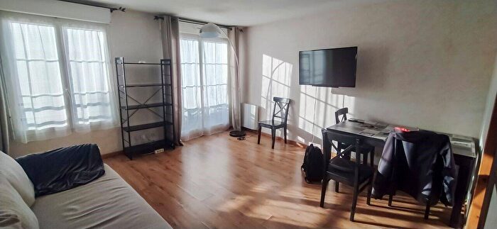 Port Ham-Village, Cergy : Appartement 2 pièces à louer