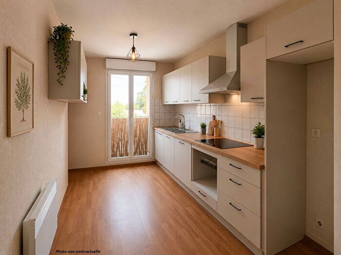 Maison 4 pièces à Trouillas, à louer