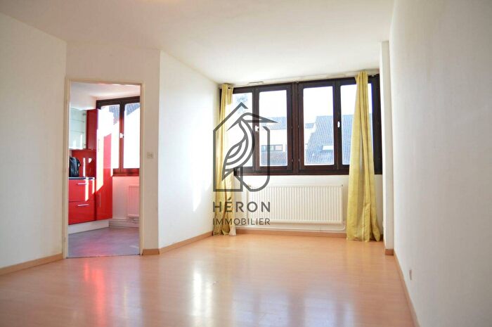 Appartement à louer - Villeneuve-dAscq - 2 pièces - 1 chambre