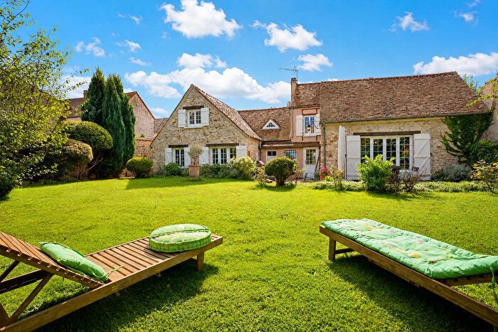 Maison 9 pièces à Arnouville-lès-Mantes, à vendre