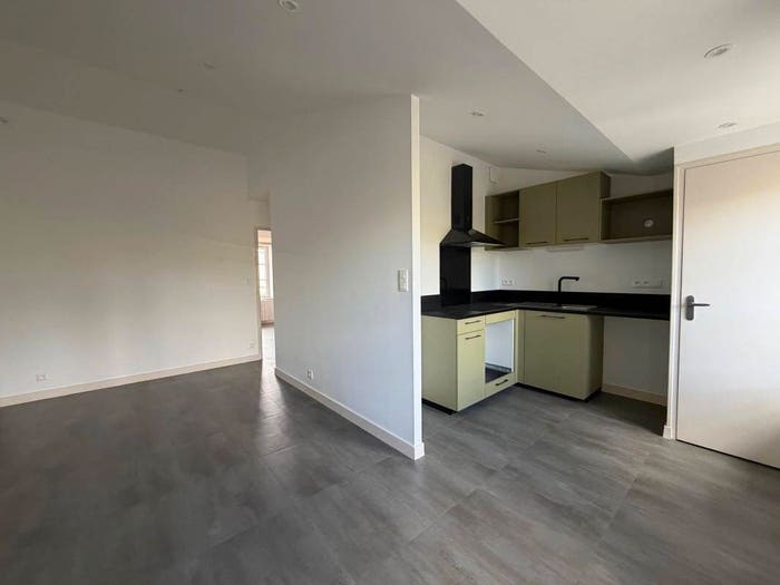 Appartement 3 pièces à Centre Ville, La Rochelle, à louer