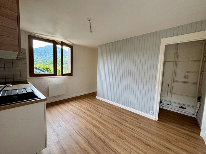 Seix : Appartement 2 pièces à louer