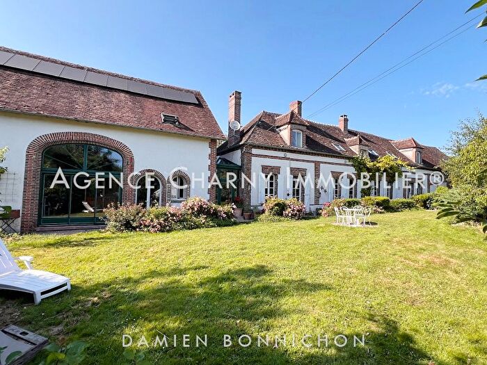 Maison 10 pièces à Charny, à vendre