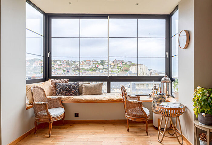 Maison à vendre - Ault - 9 pièces - 7 chambres