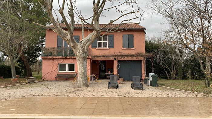 Maison à louer - Graveson - 5 pièces - 4 chambres